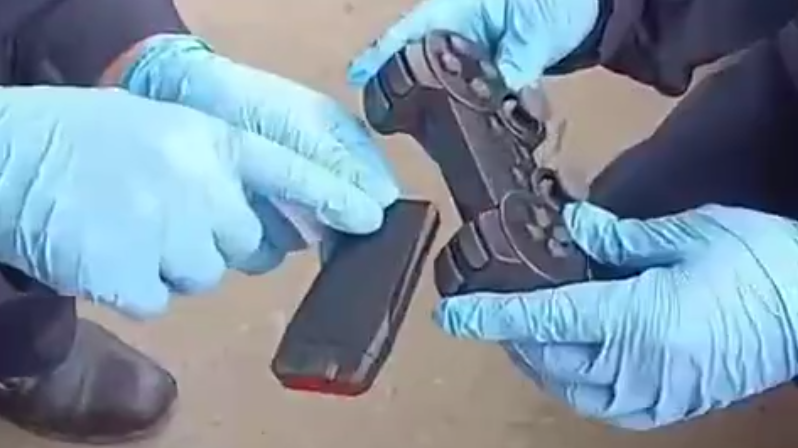 Zhengzhou Customs Seized 2,700 Pairs of Counterfeit Game Controllers ...