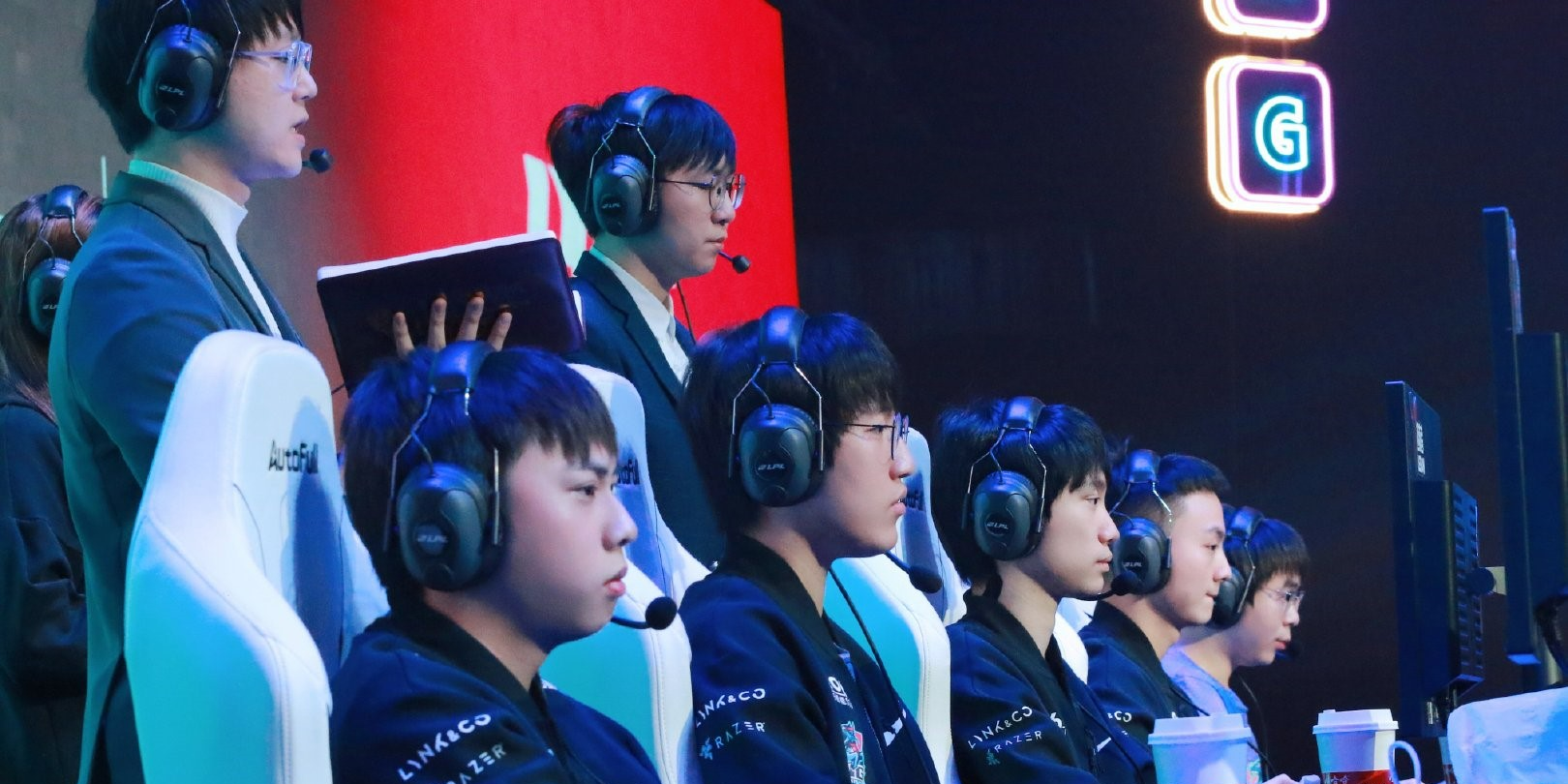 LNG Extends Win Streak to 6 with Victory Over BLG -- Superpixel