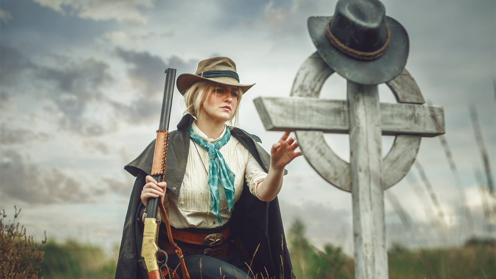 Featured Cosplay EP83: Red Dead Redemption 2 -- Superpixel